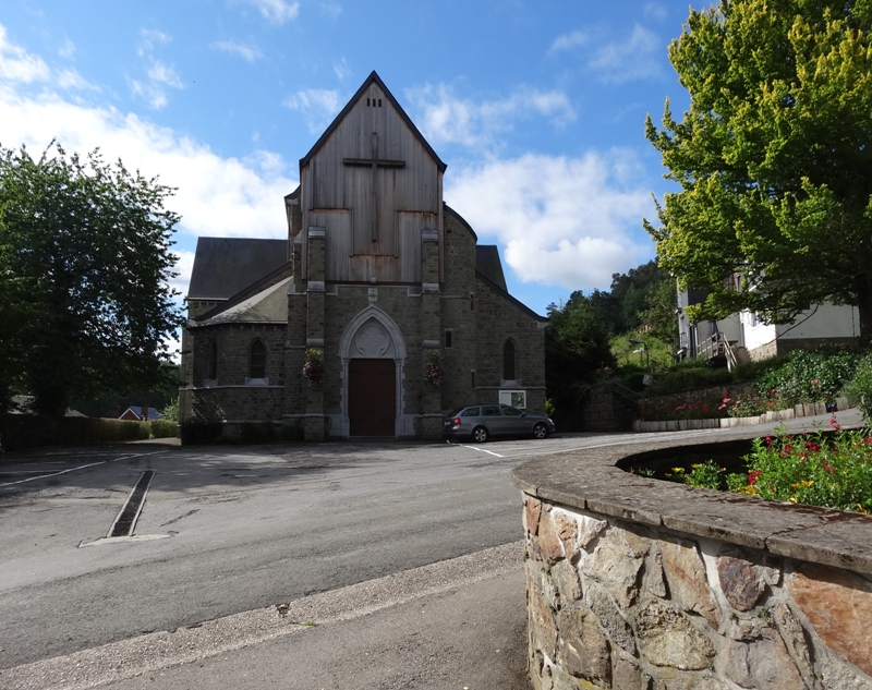 Trois-Ponts - Stèles en hommage au 80th Airborne Antiaircraft Battalion ...